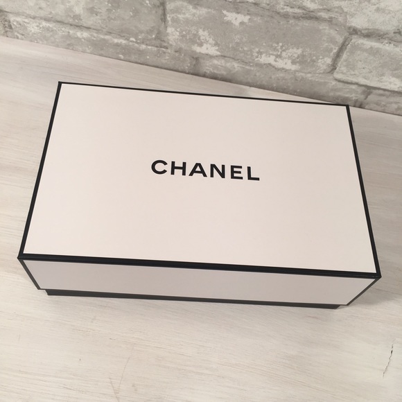 CHANEL | Other | Chanel Medium Box With Tissue | Poshmark